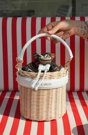 K'AI & VROSI Leather And Straw Bucket Bag With Drawstring - White