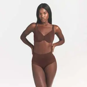 SKIMS Unlined Minimizer Bra | Light Neutral | | Smoothing Intimates - Cocoa