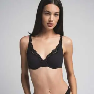 SKIMS Fits Everybody Lace Unlined Full Coverage Bra - Onyx