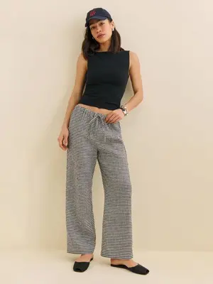 REFORMATION Olina Cropped Linen Pant