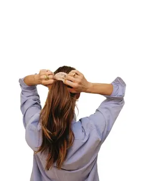 AUGUSTNOA Scrunchie