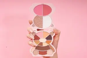 KIMCHI CHIC BEAUTY Teddy Kim Palette