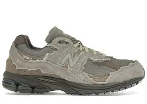 NEW BALANCE 2002r Protection Pack Sneakers - Brown