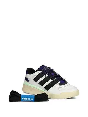 Adidas Forum 2000 Sneakers
