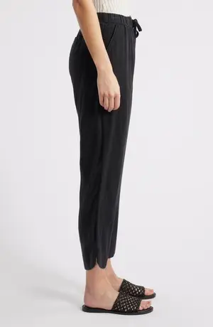 Caslon Tapered Linen Pants - Black