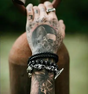ROOM101 Ohm Bead Bracelet