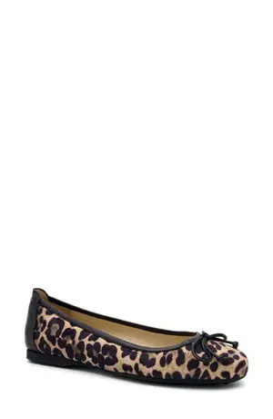 AMALFI BY RANGONI Dana Leopard Print Ballet Flat
