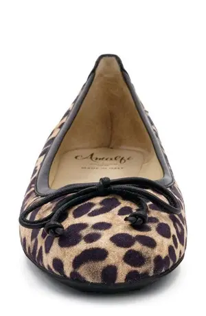 AMALFI BY RANGONI Dana Leopard Print Ballet Flat