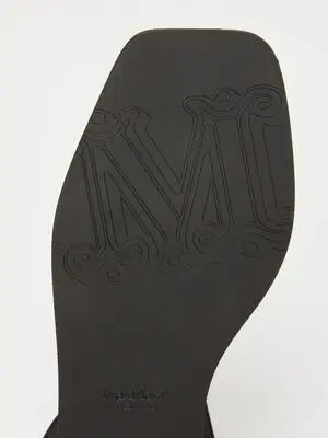 Max Mara Flat Leather T-bar Sandals