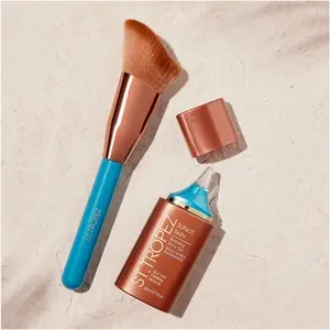 St. Tropez Expert Tantour And Application Face Brush