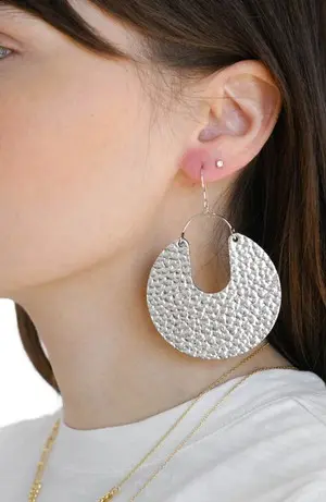 NICKEL & SUEDE Leos Earrings