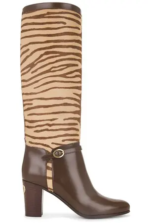 Valentino Garavani Almond Toe Boots For Women