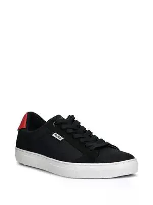Hugo Morrie Tenn Trainers