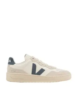 VEJA Sneakers - White