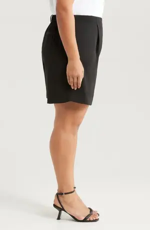 Lyssé Dia Pleated Shorts - Black