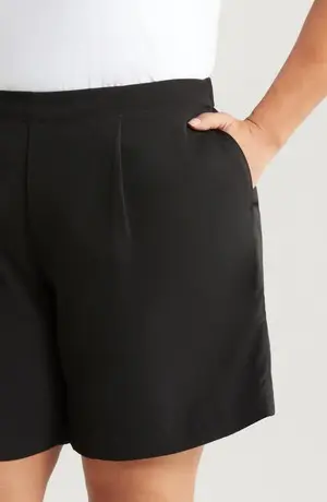Lyssé Dia Pleated Shorts - Black