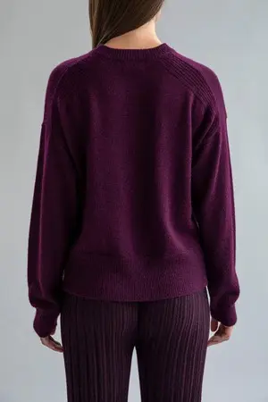 SSKEIN Crew Neck Pullover - Aubergine