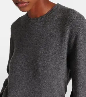 THE ROW Jayad Cashmere Sweater