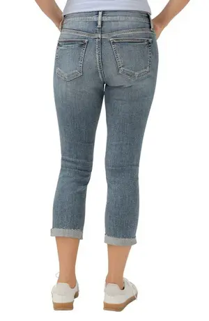SILVER JEANS CO. Elyse Curvy Mid Rise Capri Jeans