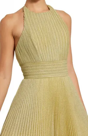 Mac Duggal Shimmering Pleated Gown With Open Back - Gold