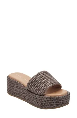 Marc Fisher Daylin Platform Sandals - Medium Brown
