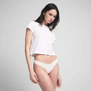 SKIMS Lace Thong | Red | 2xs | Lightweight Cotton Marble