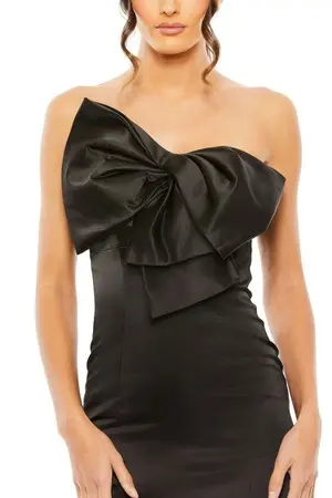 Mac Duggal Strapless Mermaid Gown - Black