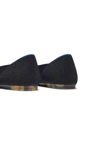 Rothy's The Emblem Point Ii Flat - Black