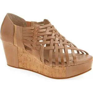 Chocolat Blu Pull On Sandals For Women