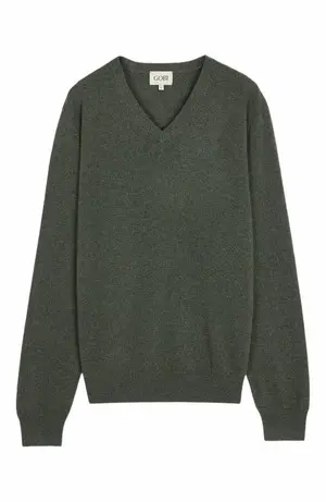 Gobi Cashmere Essential V-neck Cashmere Sweater