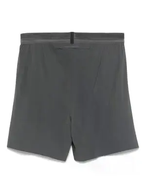 On 7 Performance Shorts