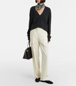 TOTEME Cashmere V-neck Sweater - Grey