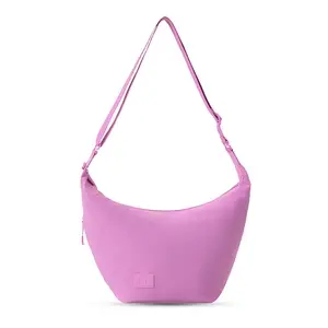 BEIS The Crescent Catchall - Berry