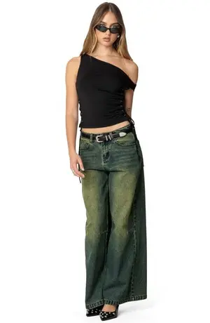 EDIKTED Angi One-shoulder Crop Top