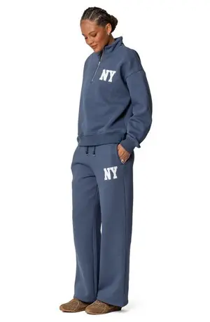 EDIKTED Ny Quarter Zip Sweatshirt