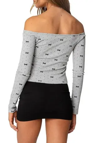 EDIKTED Ryna Bow Off-the-shoulder Top
