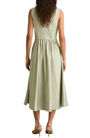 white cotton beach dress uk Maxi with Vintage Embroidery - satin bodycon Color:OPTIC WHITE Features butterfly sleeves Pinkblush Light Pink Chiffon