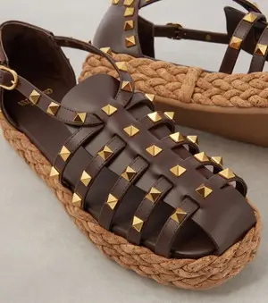 Valentino Garavani Rockstud Leather Espadrilles - Brown