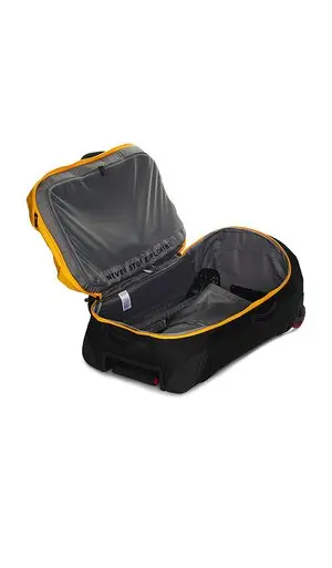 The North Face Base Camp Rolling Thunder 28 Trolley