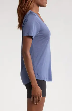 Smartwool Ultralite V-neck Short Sleeve T-shirt