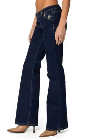 EDIKTED Alison Low Rise Flare Jeans