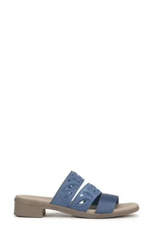 LIFESTRIDE Bzees Poppy Slide Sandal