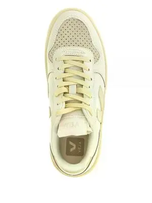 VEJA V-10 Sneakers - Neutrals