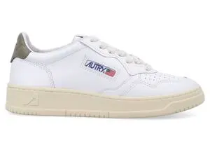 AUTRY Medalist Leather Low-top Sneakers - White/covert Green