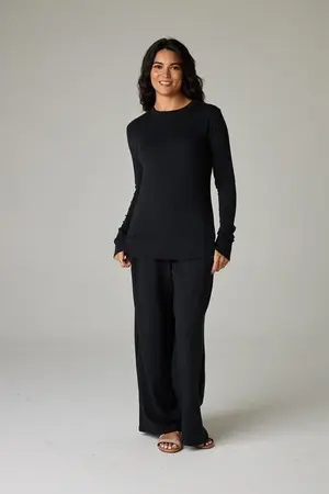 EAVOLU Garda Eco-luxe Rib Crew-neck Long Sleeve Top - Slate
