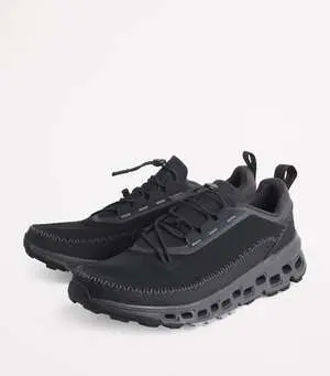 On Cloudaway 2 Athletic Trainers - Black