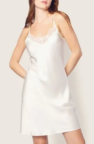 PETITE PLUME Lace Trim Mulberry Silk Nightgown - White