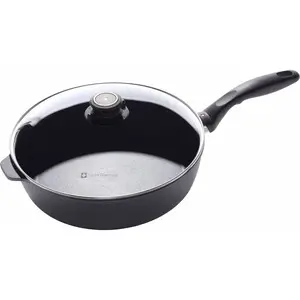 SWISS DIAMOND 4.3 Quart Saute Pan With Lid - Black