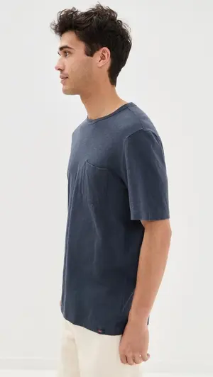 Faherty Brand Sunwashed Pocket Tee - Dune Navy