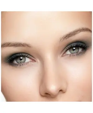 Trish Mcevoy Classic Eyeshadow Refill - Lucky